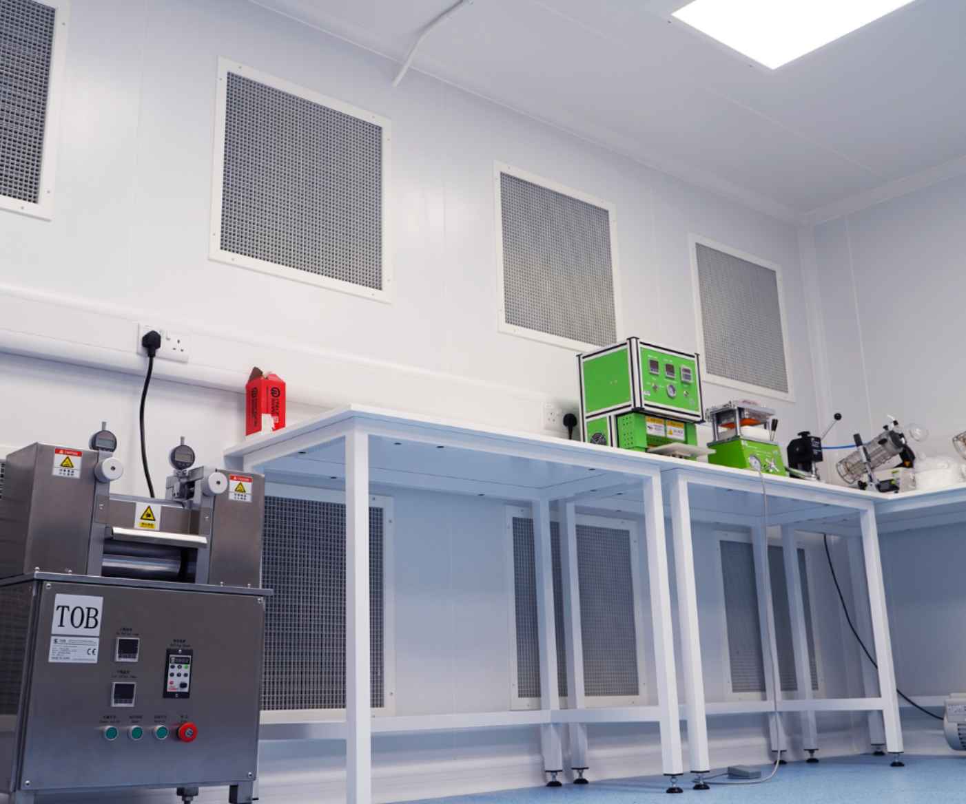 What is a Semiconductor Cleanroom? | Cleanroom Manufacturer