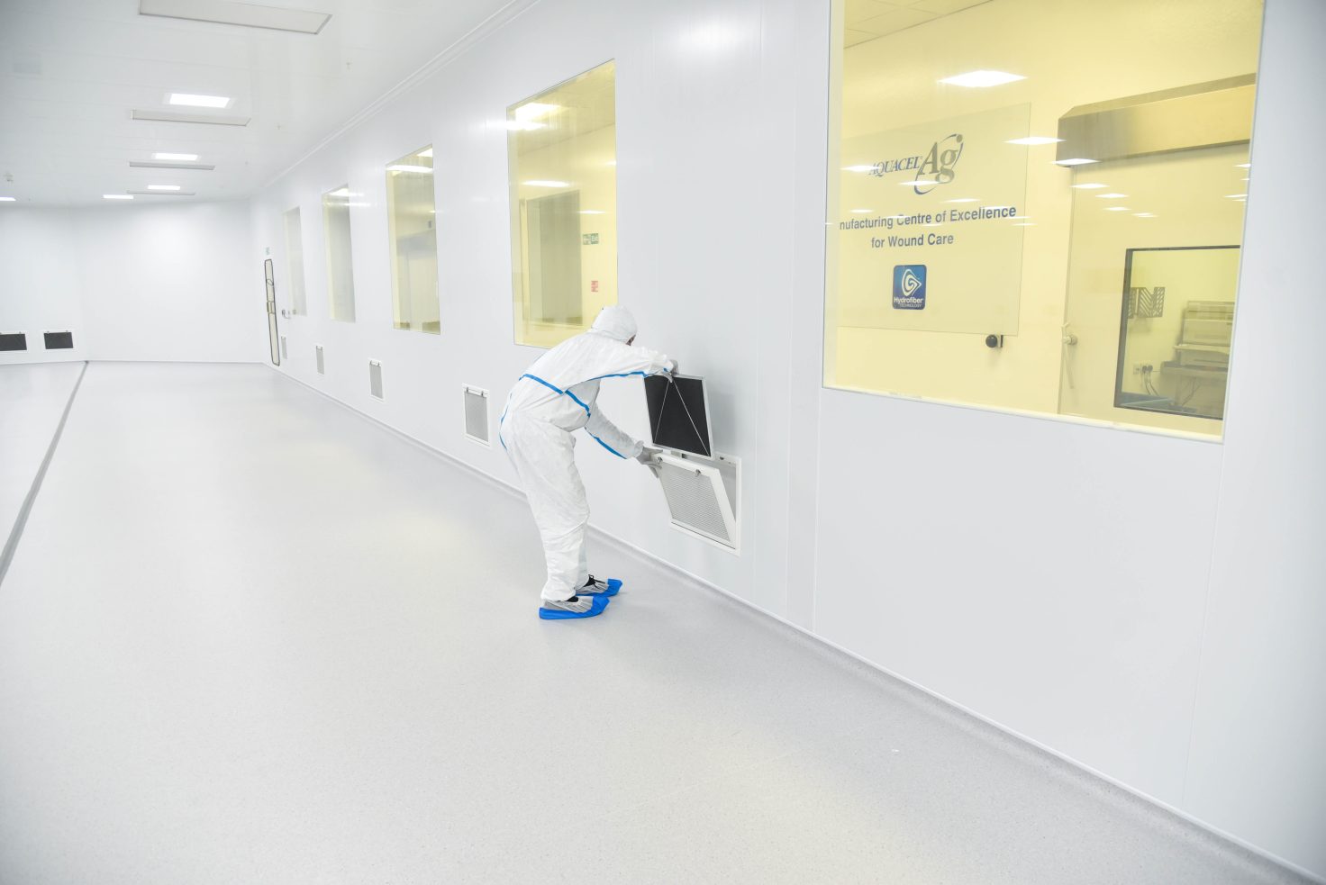 Monobloc Cleanrooms | Particulate and Contamination Control
