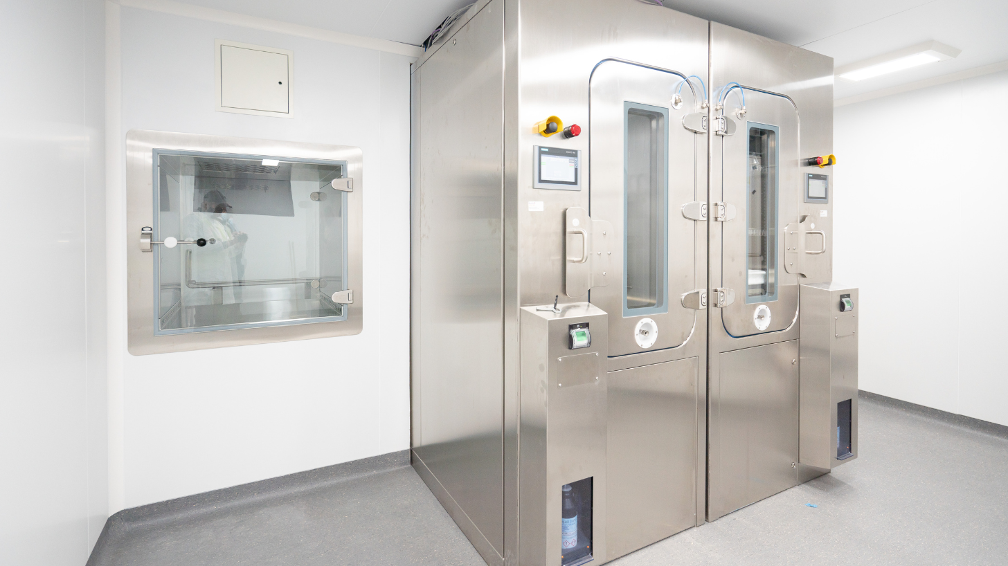 Science & Pharmaceutical GMP Cleanrooms | Connect 2 Cleanrooms