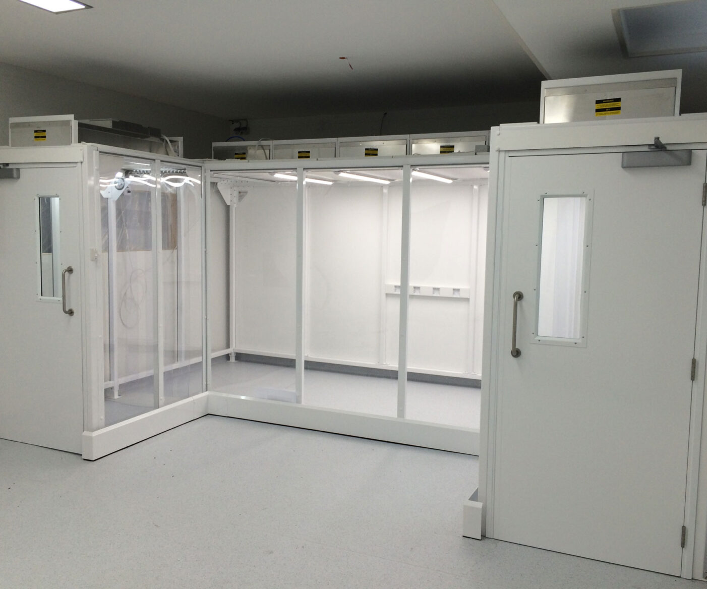 Product Packaging & Testing ISO Class 5 Cleanroom | Connect 2 Cleanrooms