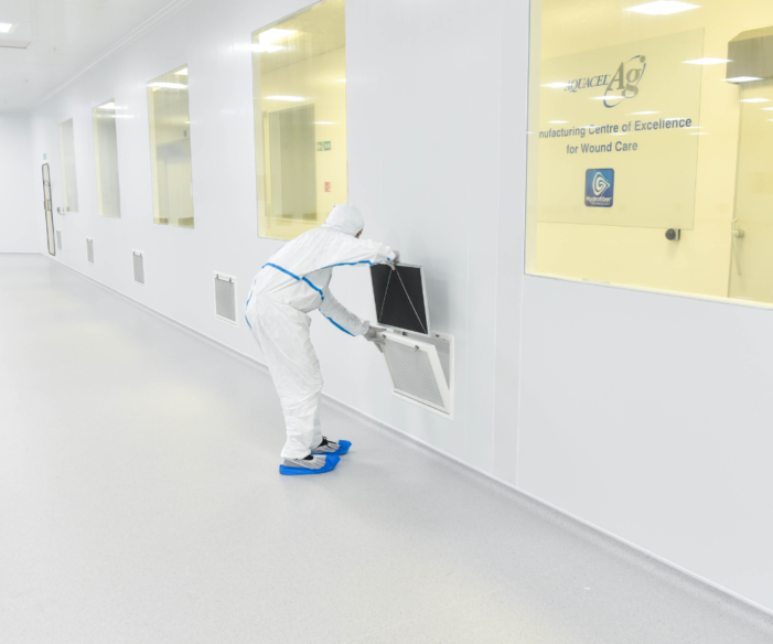 Cleanroom Air Change Rate Explained | Cleanroom Design & Build