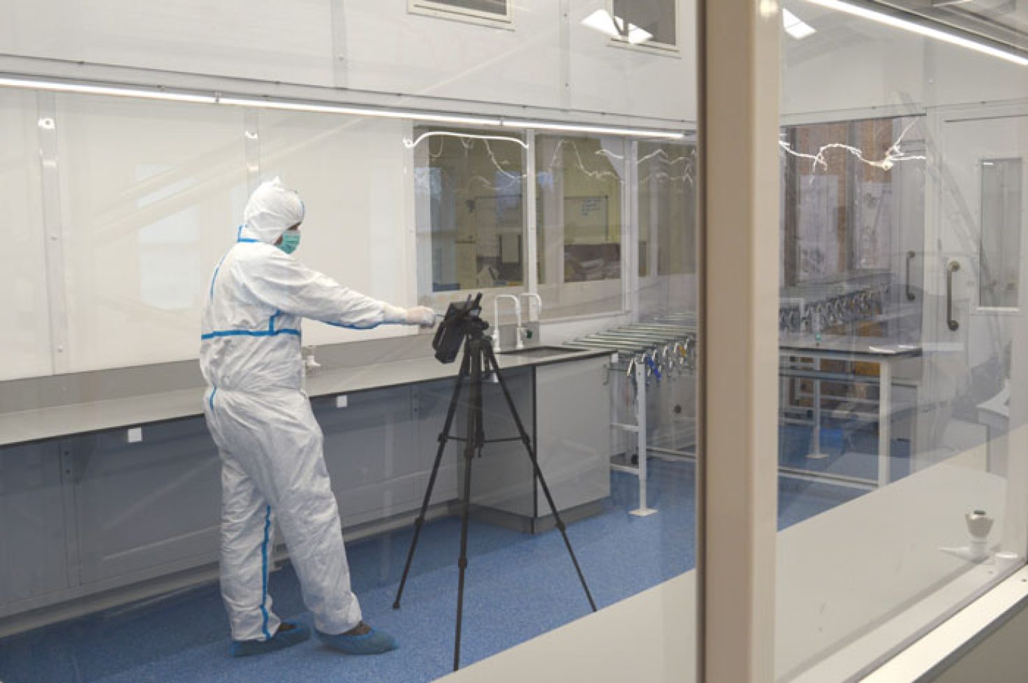 Cleanroom Lab with ISO Zones for Microbiological Testing