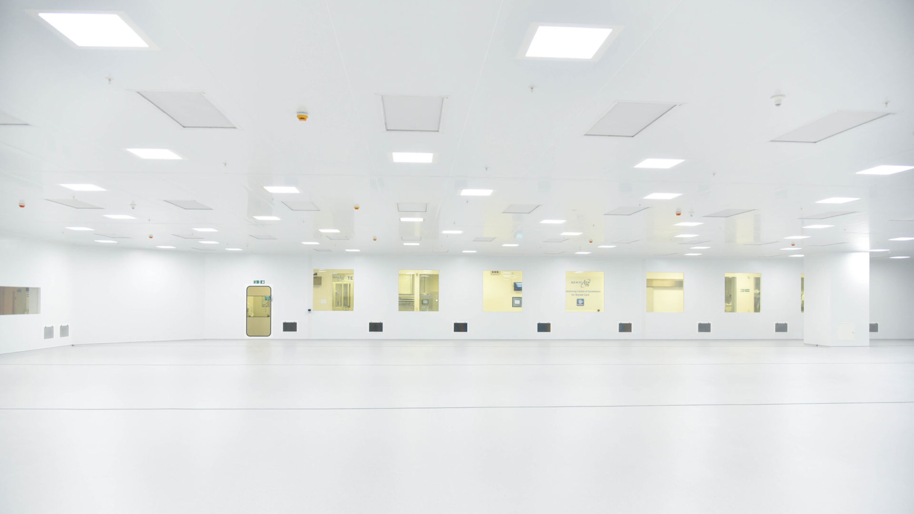 C2C Panel System Cleanroom Design for Wound Care Products