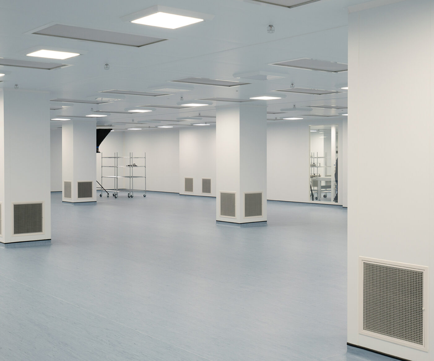 How Cleanroom Design Impacts Process Flow | Connect 2 Cleanrooms