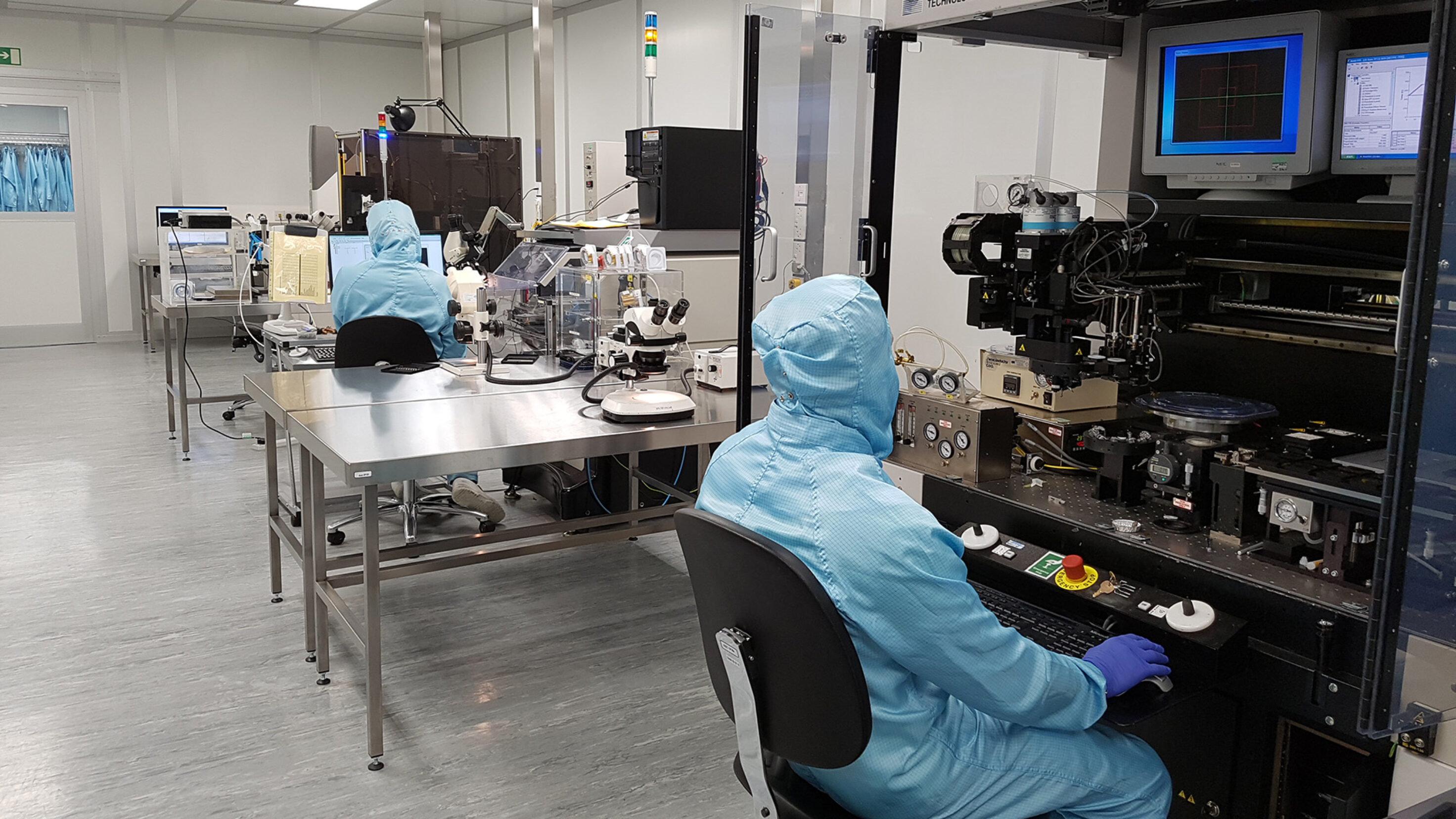 Custom-Built Stainless Steel Furniture For OPTOCAP | Connect 2 Cleanrooms