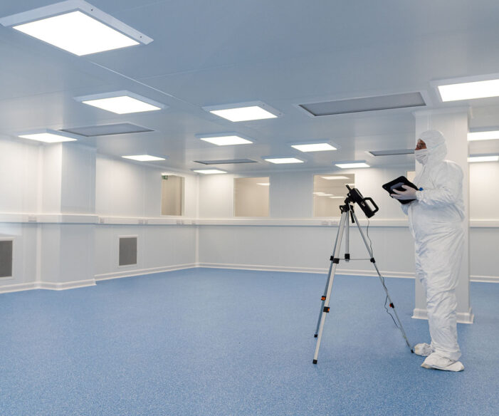 Cleanroom Optical Measurements Laboratory for Vantablack